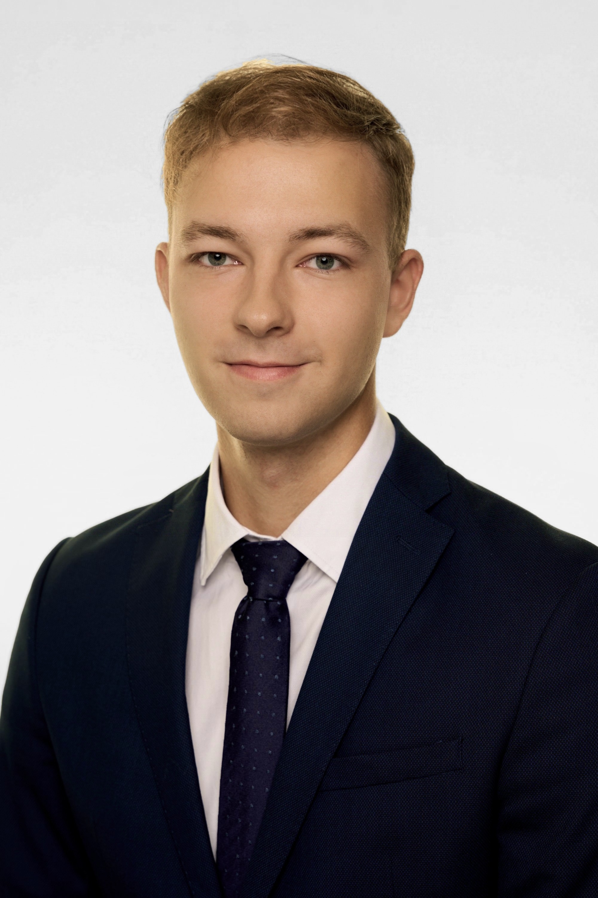 About · Porta Finance - Independent financial advisory firm